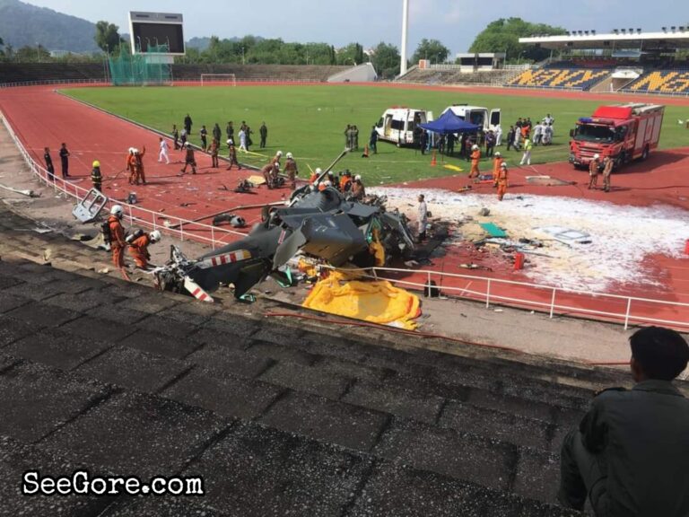 10 dead in helicopter crash in Malaysia - SeeGore